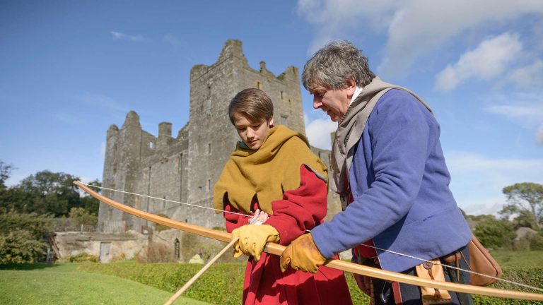 Jobs That Allow You to Travel - Best Travel Jobs with Good Salary